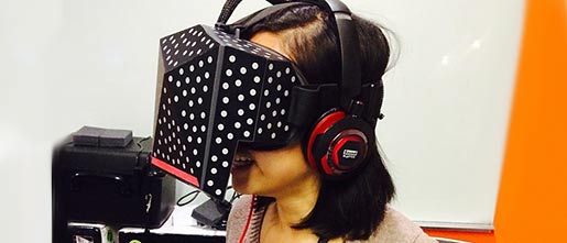 Valve's own VR headset spotted at developer gathering - Monitors - News ...